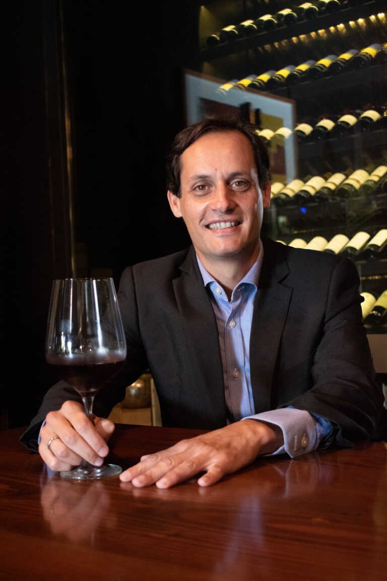 Concurso Mundial de Vinos de Bruselas: sommelier Giovanni Bisso narra ...